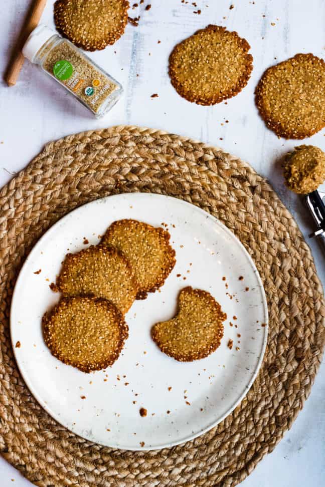 Benne Wafers Recipe (Sesame Seed Cookies) - The Foreign Fork