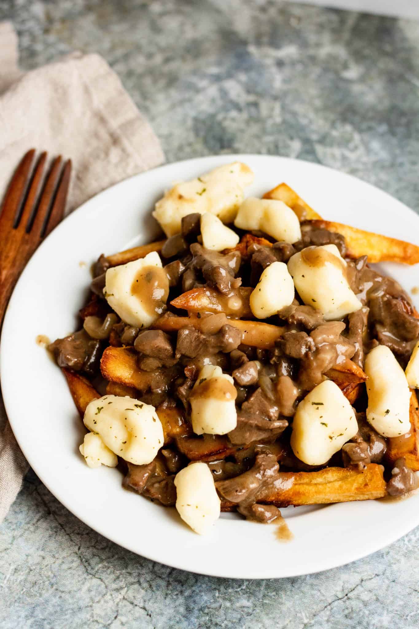 How to Make Canadian Poutine - The Foreign Fork