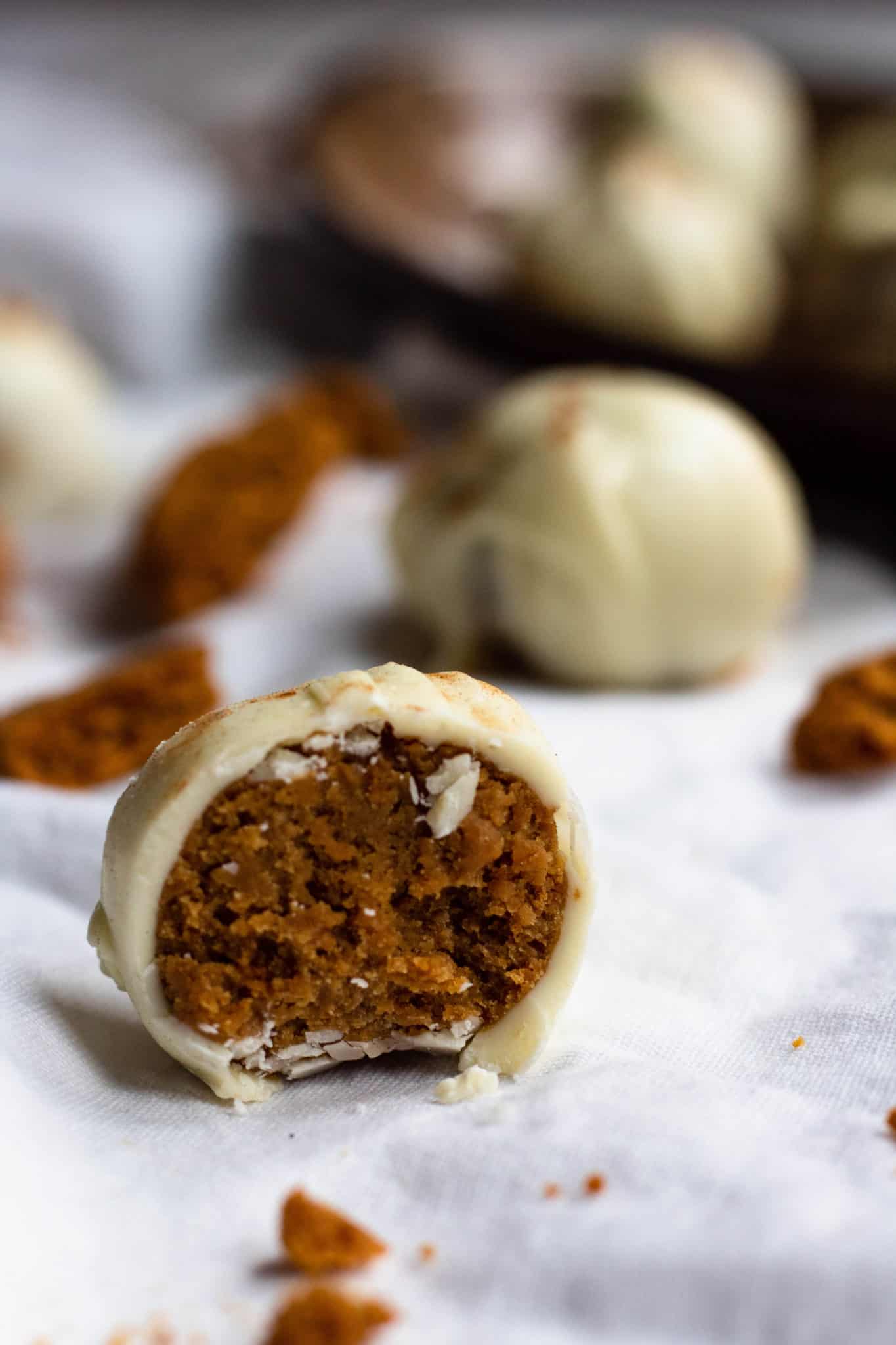 Quick and Easy Gingerbread Truffles - The Foreign Fork