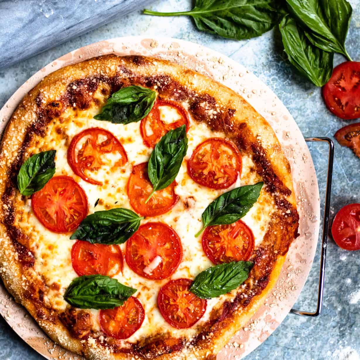 Honey Barbecue Chicken Pizza from Brunei - The Foreign Fork