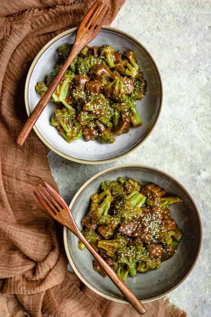 Beef and Broccoli Recipe - The Foreign Fork