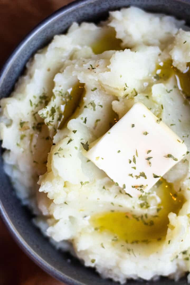 What To Serve with Stuffed Grape Leaves - The Foreign Fork