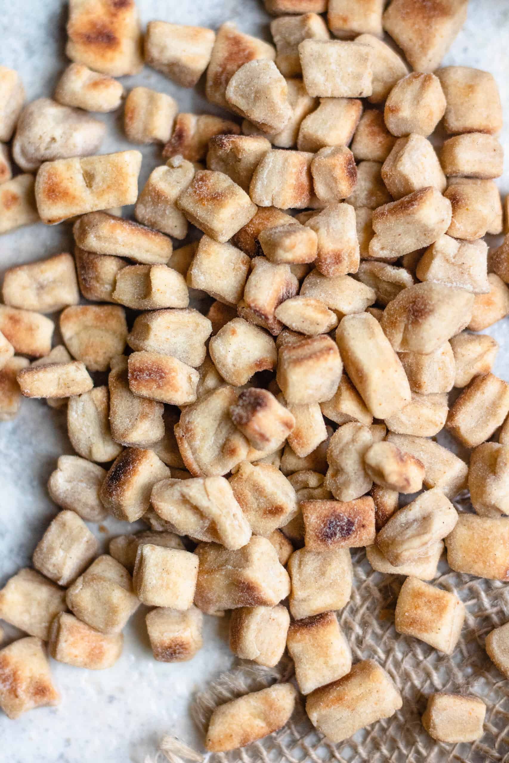 Dabo Kolo Recipe at Home - The Foreign Fork