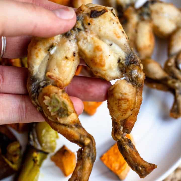 Frog Legs Recipe - The Foreign Fork