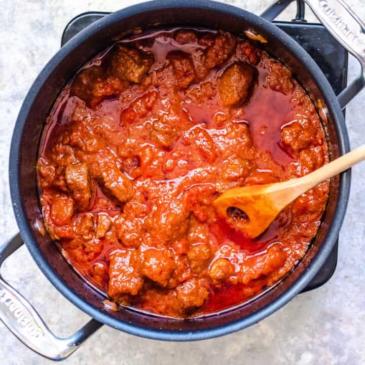 Zigni (Beef Stew from Eritrea) - The Foreign Fork