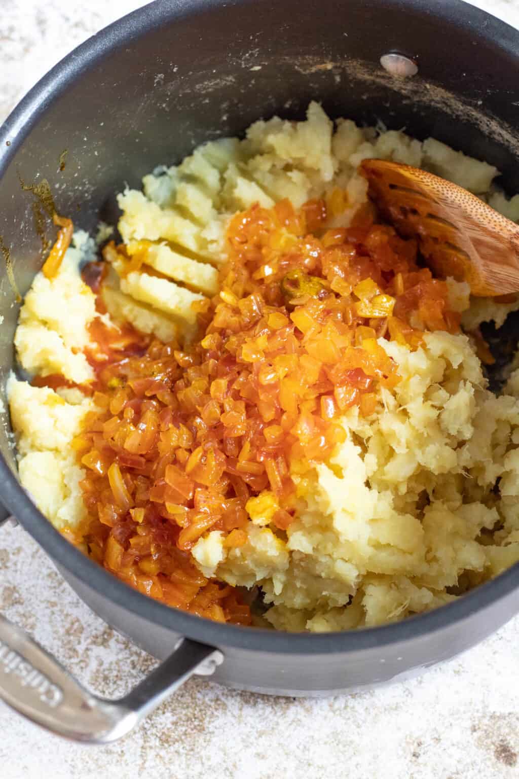 Oto (Mashed Yam with Red Onions) from Ghana - The Foreign Fork