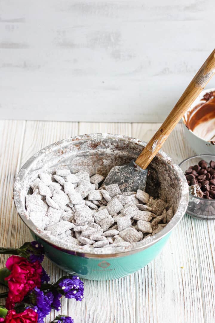 Monkey Munch Recipe - The Foreign Fork