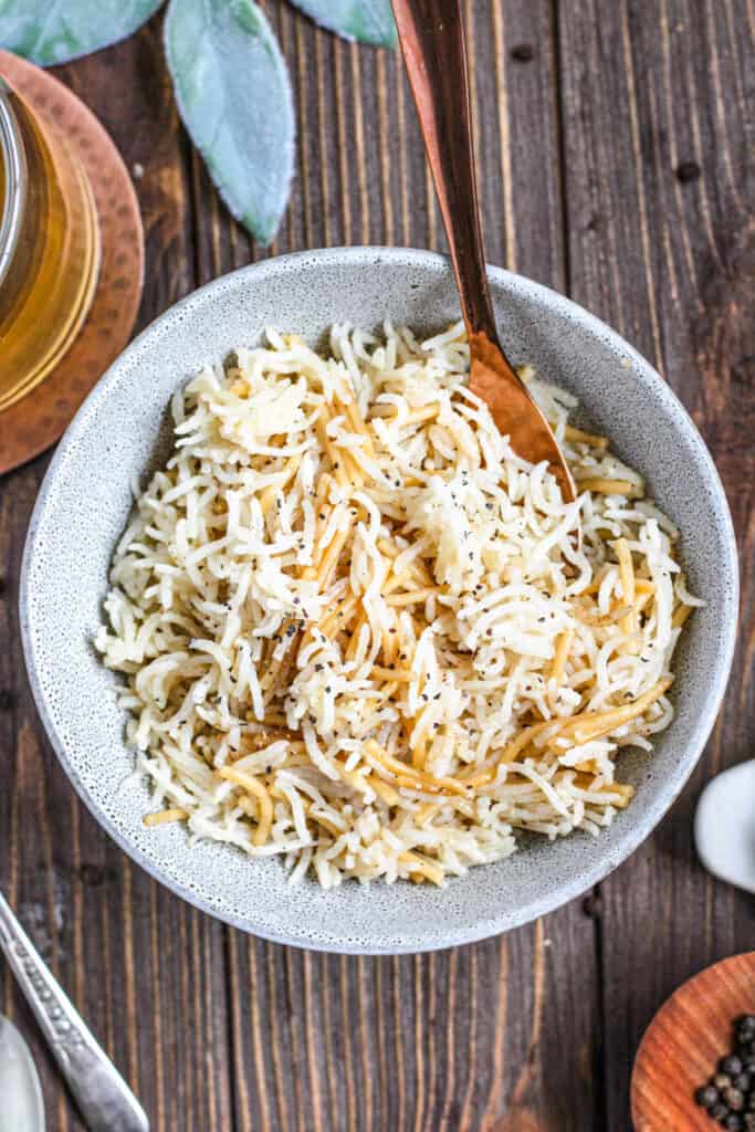 Vermicelli Rice - An Delicious Armenian Rice Pilaf! - The Foreign Fork