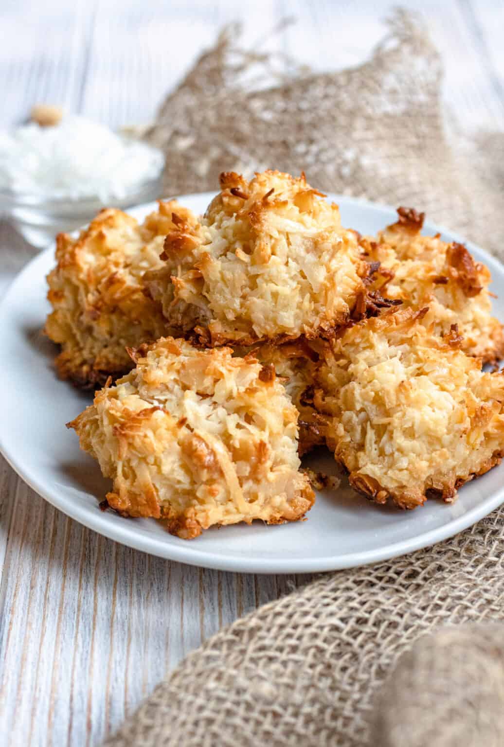 Easy Cocadas (Coconut Macaroons) Recipe - The Foreign Fork