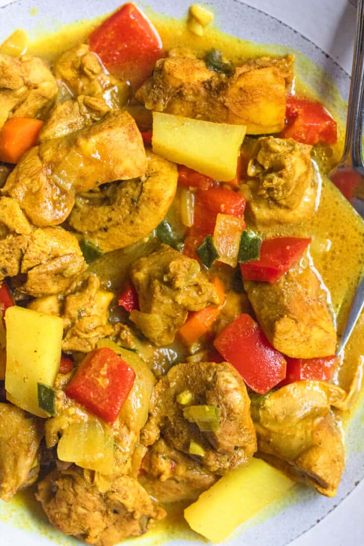 Original Jamaican Curry Chicken Recipe - The Foreign Fork