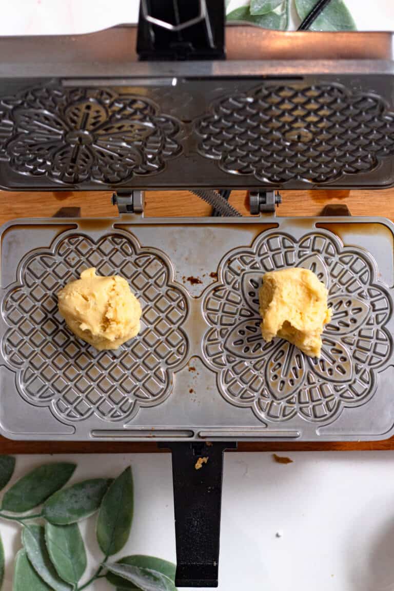 Traditional Italian Pizzelle Recipe - The Foreign Fork