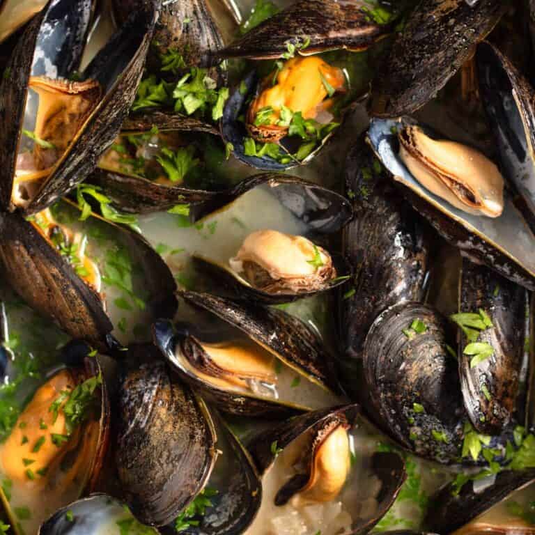 Brussels Mussels (Mussels Steamed in Wine from Belgium) - The Foreign Fork