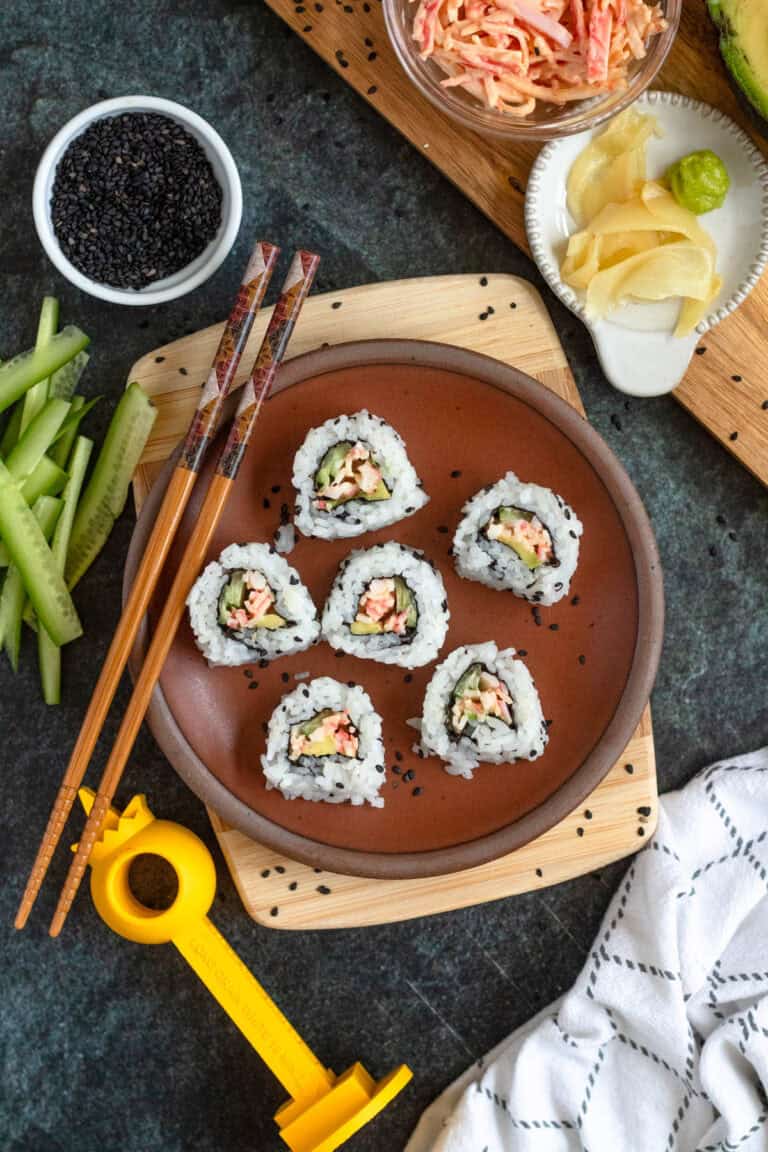 Kani Sushi (Spicy Crab Sushi) - The Foreign Fork