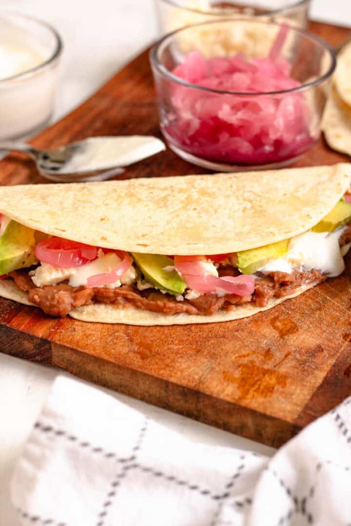 Baleadas Hondureñas Recipe - The Foreign Fork